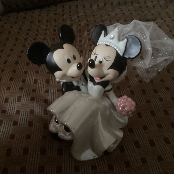 Accents | Mickey And Minnie Bride And Groom | Poshmark